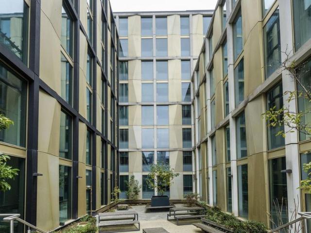Long Street, London E2 Studio to rent £2,076 pcm £479 pw
