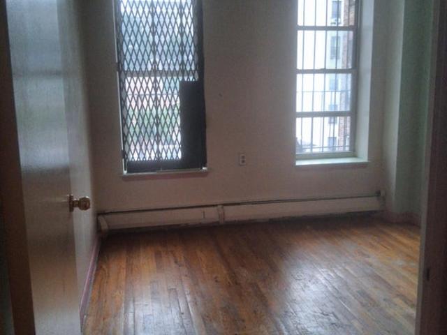 Long Term Roomate