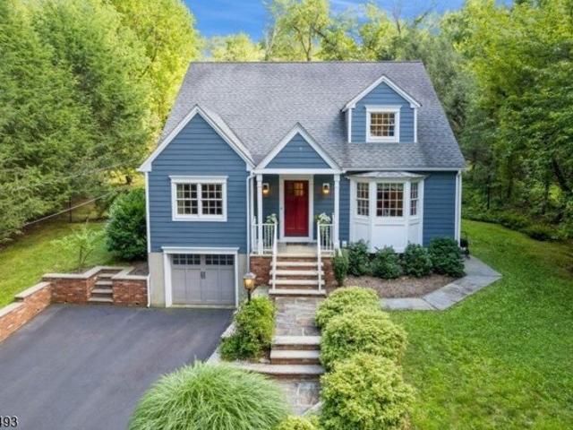 Long View Ter, Long Hill Township, Home For Sale