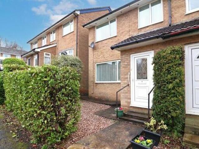 Longclough Drive, Glossop, 3 Bedroom Semi detached
