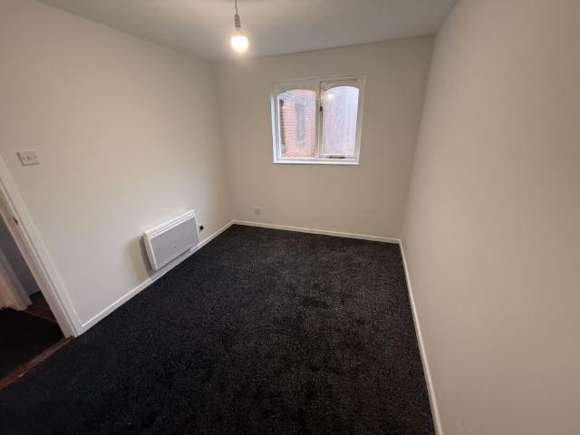 Longacre Road, Ashford