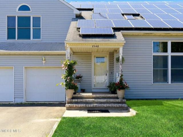 Longboat Ave, Beachwood, Home For Sale