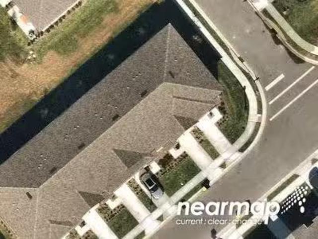 Longboat Dr