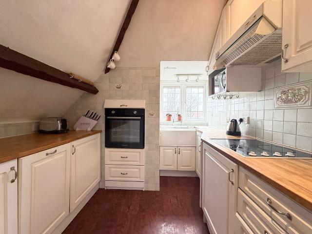 Longbridge Road, Barking IG11, 2 bed flat to rent, £1,600 pcm | PrimeLocation