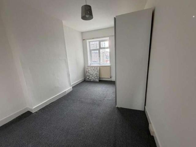 Longbridge Road, Dagenham, RM8