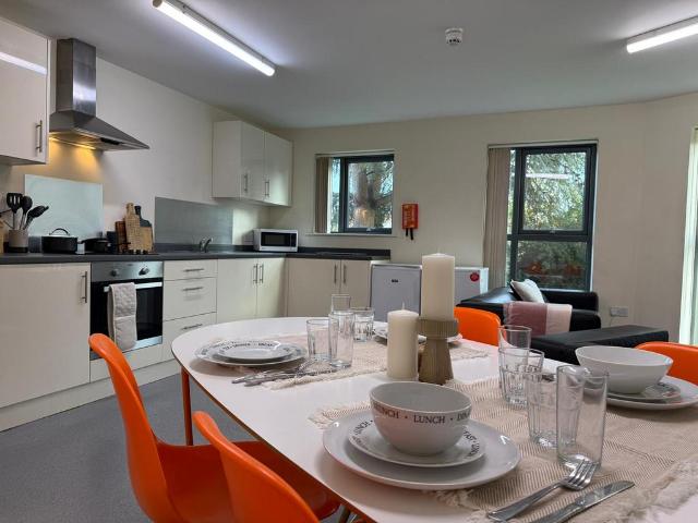 Longdales Lodge, Lincoln LN2 6 bed private hall to rent £3,510 pcm £810 pw