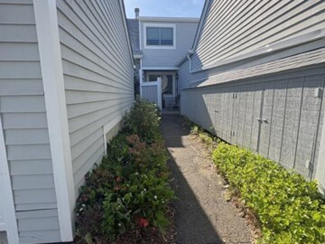 Longfellow Dr Unit,branford, Home For Sale