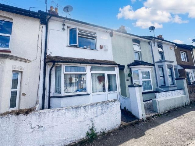 Longfellow Road, Gillingham ME7, 3 bed terraced house to rent, £1,500 pcm | PrimeLocation