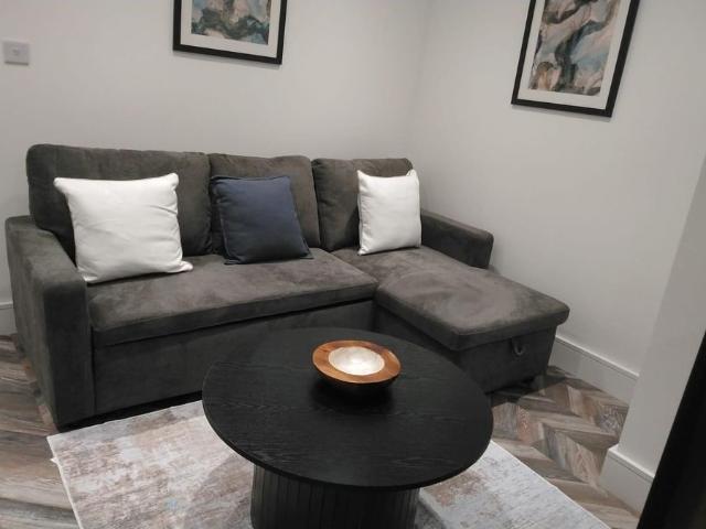 Longfellow Road, Worcester Park KT4, 4 bed property to rent, £2,650 pcm | PrimeLocation