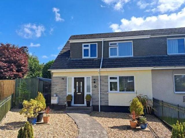 Longfield Close, Callington, 3 Bedroom Semi detached