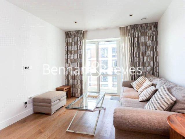 Longfield Avenue, London, W5 2 bed apartment to rent £3,200 pcm £738 pw
