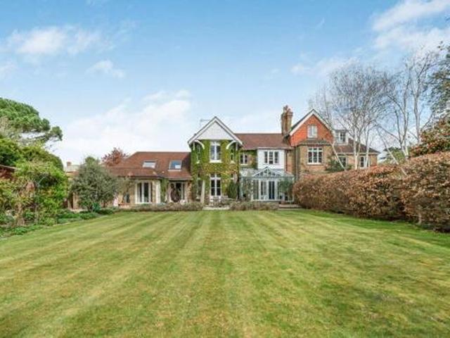 Longfield Drive, London, 6 Bedroom House
