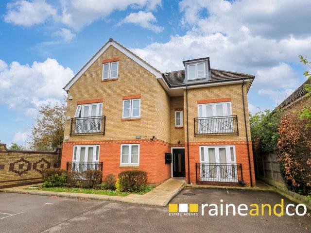 Longfield House, Hatfield 2 bed flat to rent £1,850 pcm £427 pw