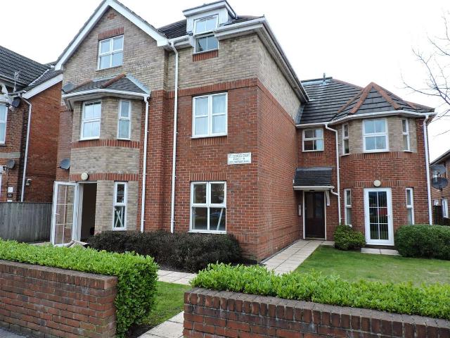 Longfleet Road, St Georges Court BH15, 2 bed flat to rent, £925 pcm | PrimeLocation
