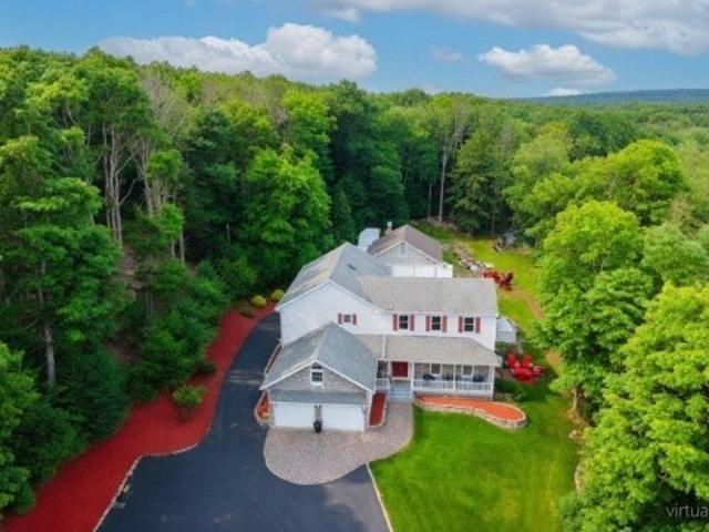 Longhouse Dr, West Milford, Home For Sale