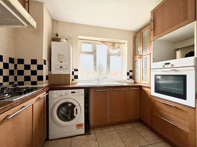 Longhayes Court, Chadwell Heath RM6, 3 bed flat to rent, £2,150 pcm | PrimeLocation