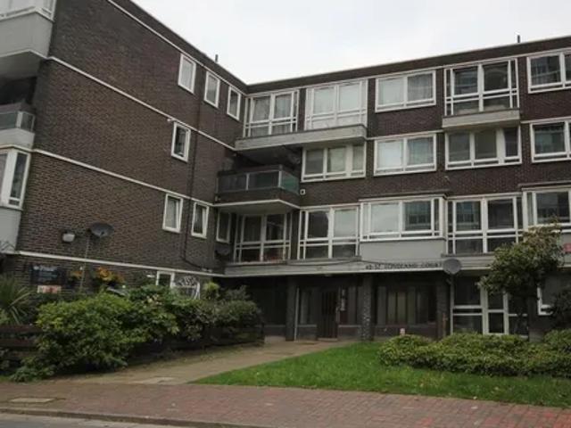 Longland Court, Avondale Square, London, SE1 5JU, United Kingdom | 3 bed apartment for rent #136866244 | Rentberry