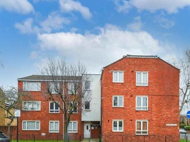 Longley Road, Tooting, 2 Bedroom Flat