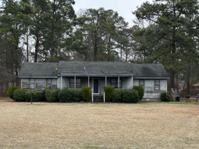 Longleaf Ave