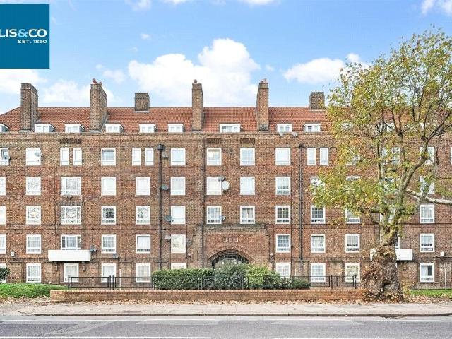 Longleigh House, Glebe Estate, Peckham Road, London SE5, 2 bed flat to rent, £1,950 pcm | PrimeLocation