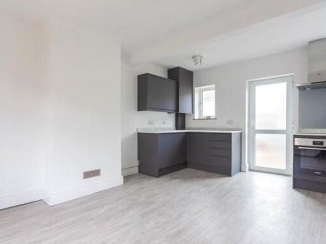Longmoor Road, Ashton Gate, 3 Bedroom Semi detached