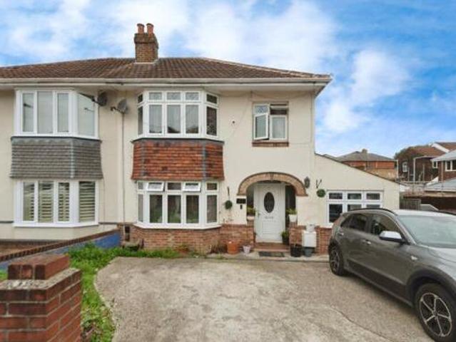 Longmore Avenue, Southampton, 4 Bedroom Semi detached