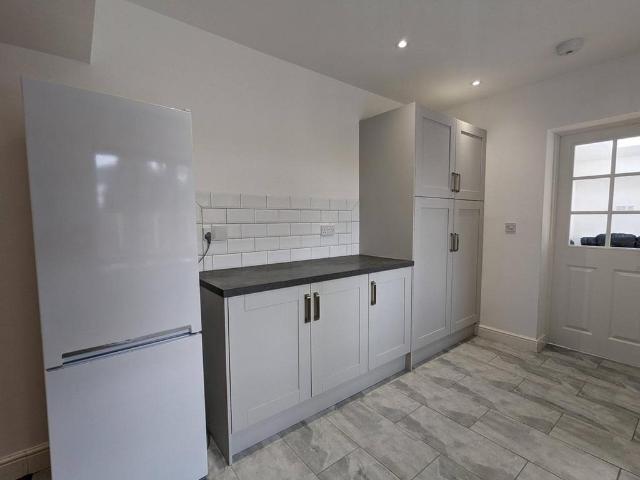 Longmore Road, Shirley, B90 1 bed ground floor maisonette to rent £1,095 pcm £253 pw
