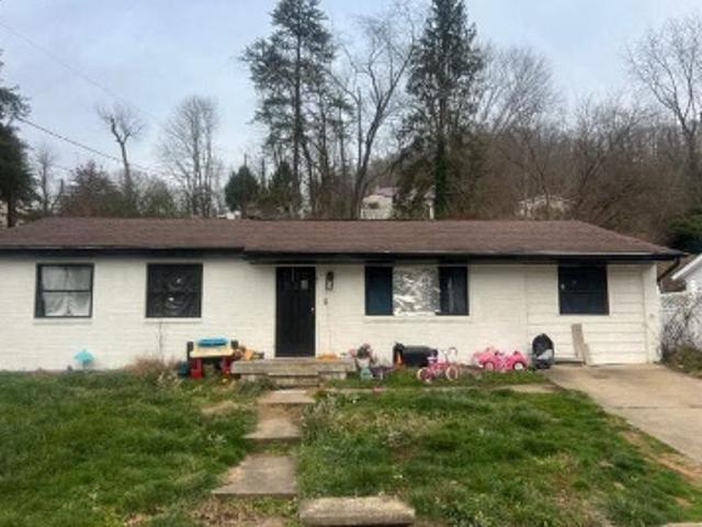 Longmeadow Dr