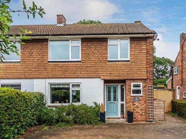 Longmeadow, Little Bookham, 3 Bedroom House