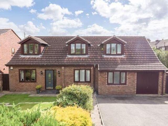 Longshaw Old Road, Billinge, 3 Bedroom Detached
