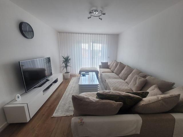 Longwood Avenue, Langley SL3, 2 bed flat to rent, £1,700 pcm | PrimeLocation