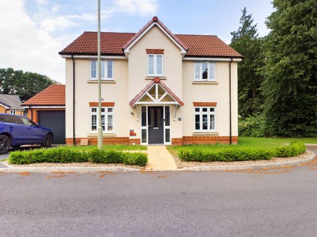 Longwood Copse Lane, Beggarwood, Basingstoke RG23, 4 bed detached house to rent, £2,200 pcm | PrimeLocation