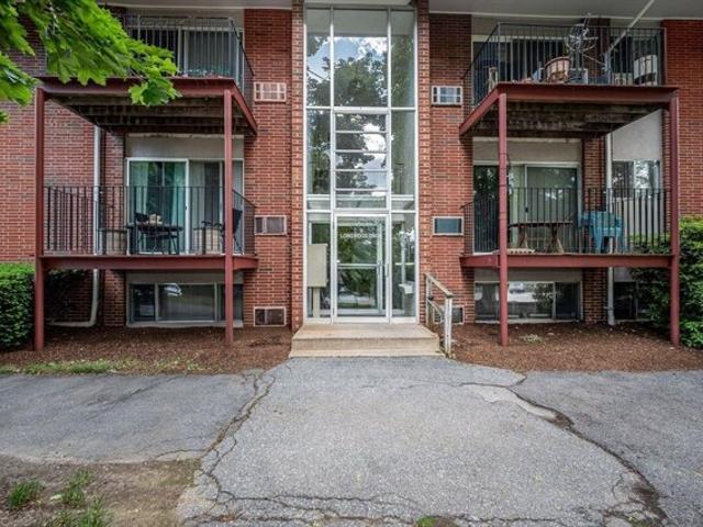 Longwood Dr Apt,andover, Condo For Sale
