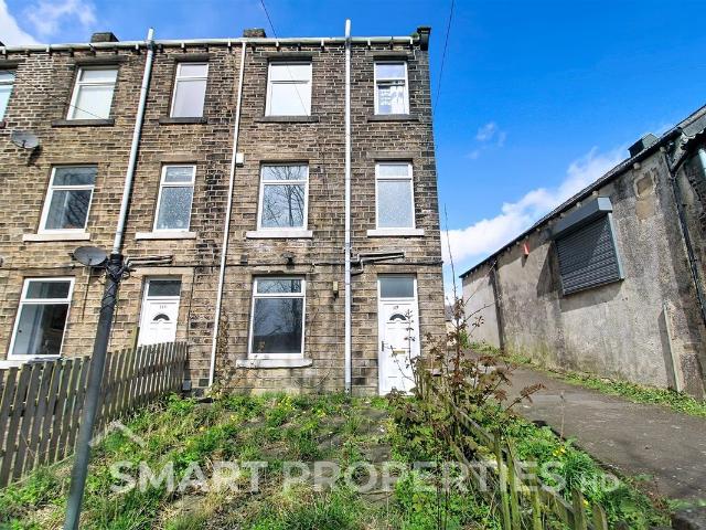 Longwood Road, Huddersfield HD3, 1 bed end terrace house to rent, £600 pcm | PrimeLocation