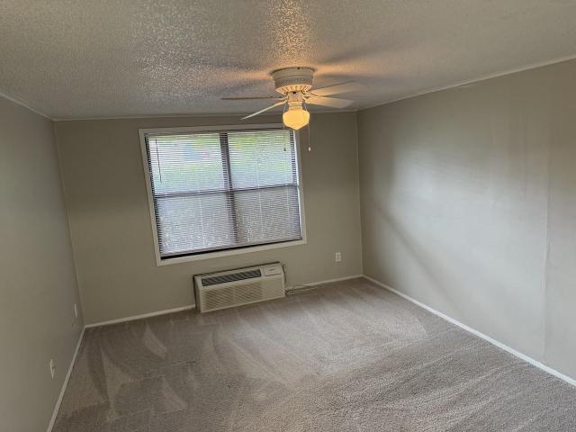 Longwood Studio Apartment for Rent at 710 Eureka Springs Dr, Lexington, KY 40517