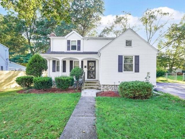 Longworth Rd, Worcester, Home For Sale
