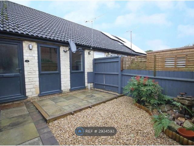Longwall, Brackley NN13, 1 bed terraced house to rent, £975 pcm | PrimeLocation