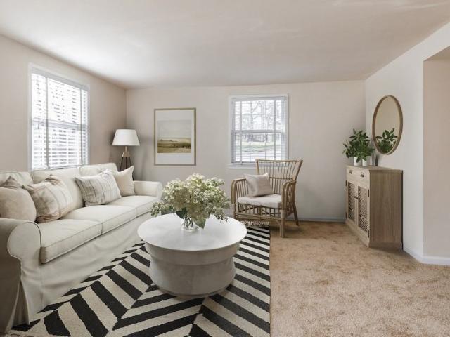 Longview 1 Bedroom Apartment for Rent at 13725 Lynn St, Woodbridge, VA 22191