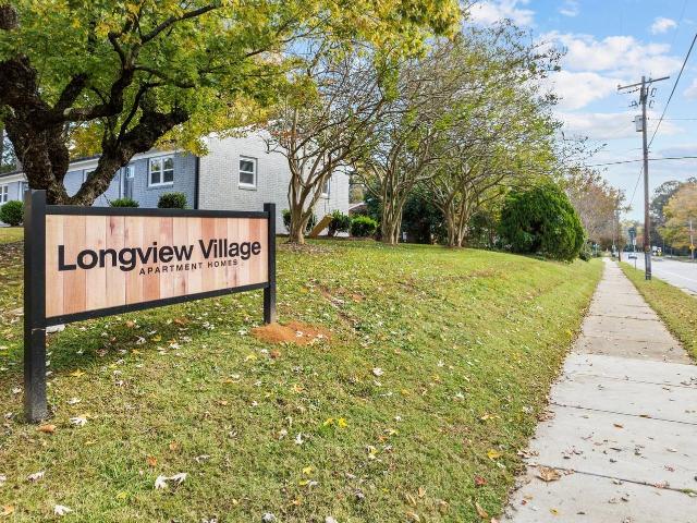 Longview Village Apartments 2 Bedroom Apartment for Rent at 700 Hampstead Pl, Raleigh, NC 27610 King Charles