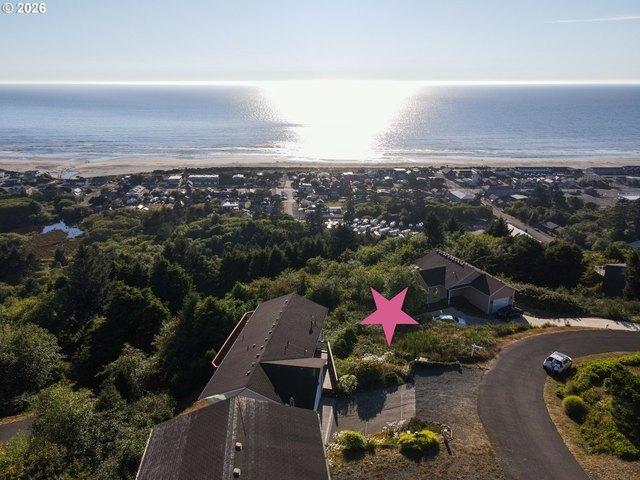 Longview Loop, Rockaway Beach, OR 97136