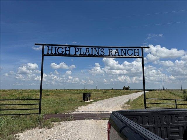Longview Ln, Bowie, TX 76230