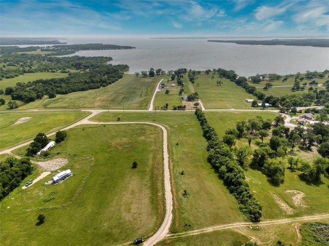 Longview Ln, Lone Oak, TX 75453