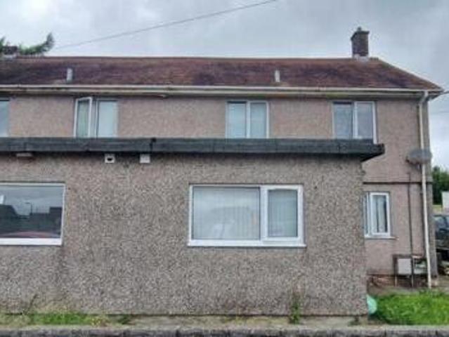 Longview Road, Clase, 2 Bedroom Flat