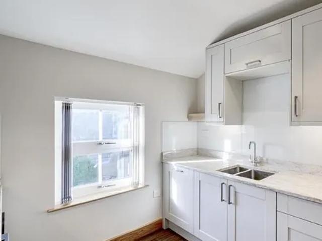 Lonsdale Road, Metchley, B17 9QX, United Kingdom | 2 bed apartment for rent #167380780 | Rentberry