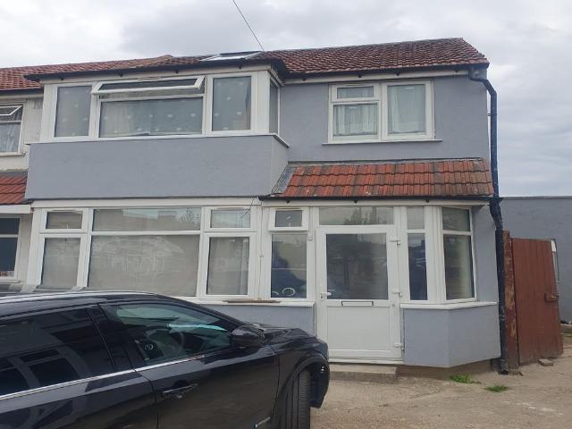 Lonsdale Road, Middlesex UB2 3 bed maisonette to rent £1,800 pcm £415 pw
