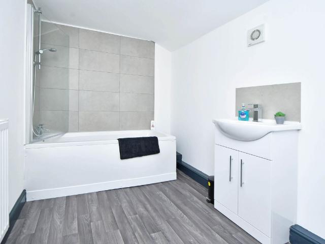Lonsdale St, Stoke On Trent ST4, 2 bed shared accommodation to rent, £450 pcm | PrimeLocation