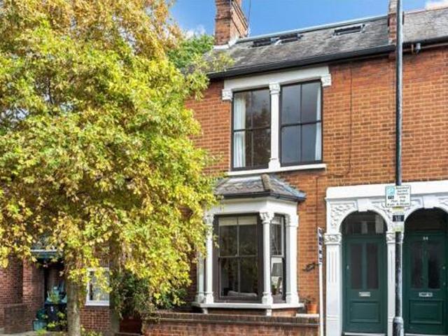 Loobert Road, London, 3 Bedroom End