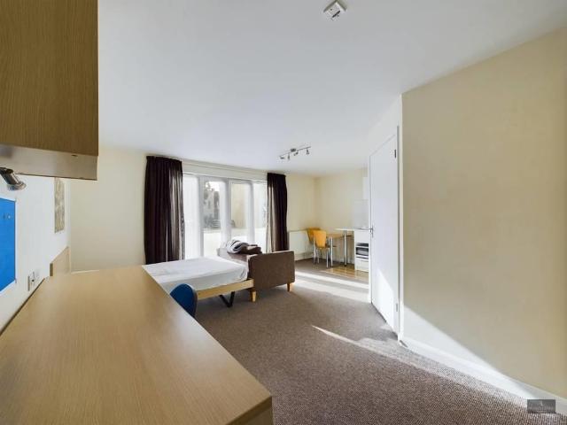 Looe Road, Exeter EX4, 1 bed flat to rent, £953 pcm | PrimeLocation
