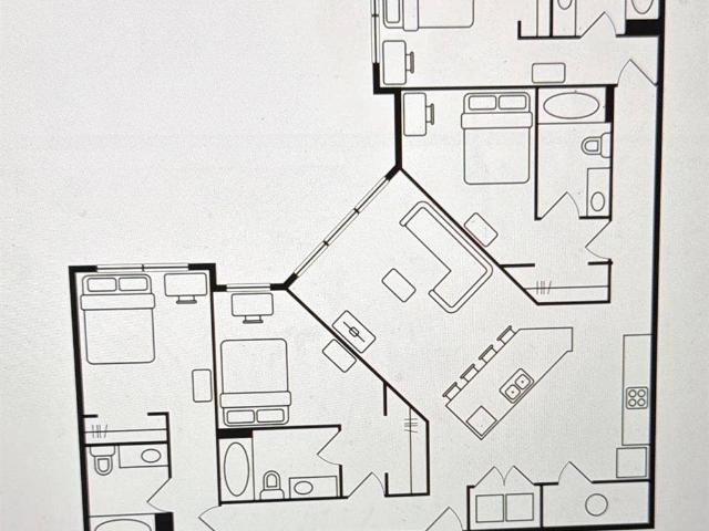 LOOKING FOR 4TH ROOMATE