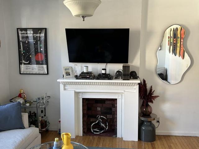 Looking for 1 Roommate in a Beautiful Chelsea 3BR